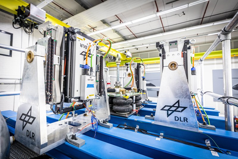 Modal tests in the H135 production line to improve vibration prediction