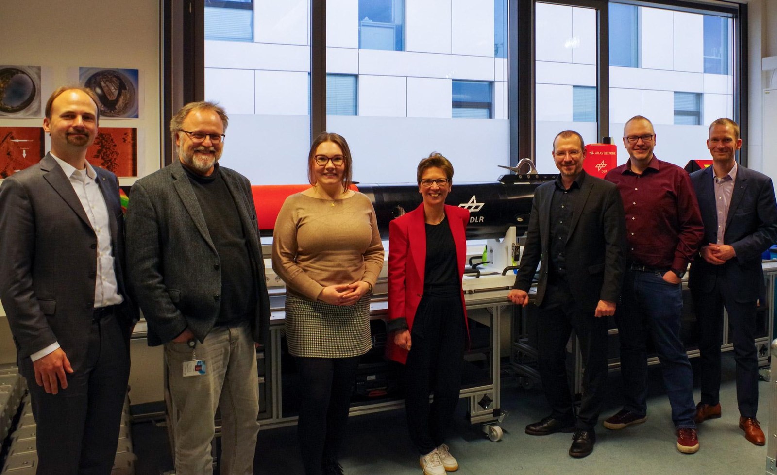 Abgeordnete der Bremer Bürgerschaft besuchen DLR Bremerhaven