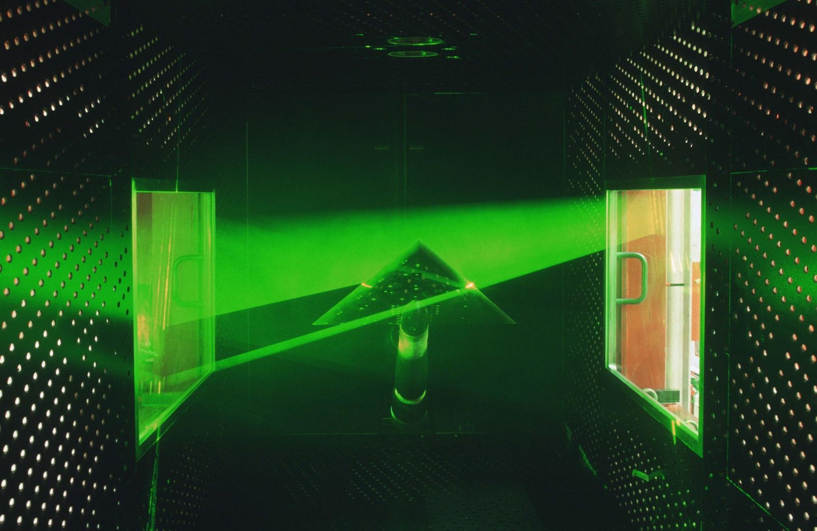 Anwendung der Particle Image Velocimetry: Transsonische Strömungen