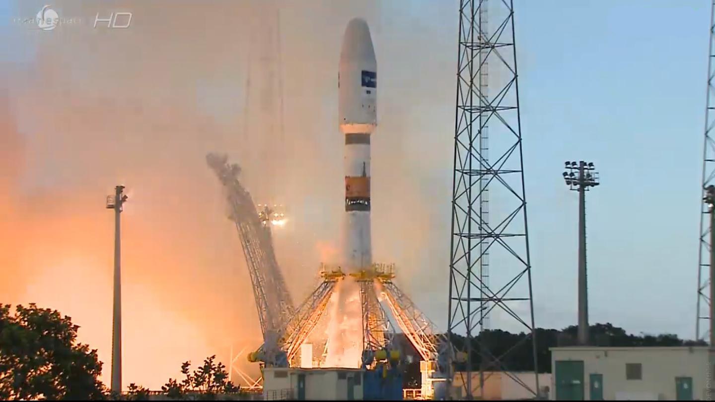 Start der Sojus-Rakete mit Sentinel-1A