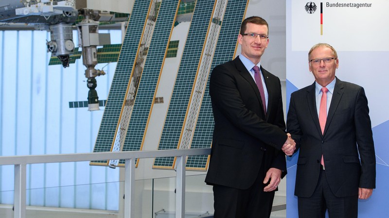 Im Austausch: Jochen Homann und Dr. Göge
