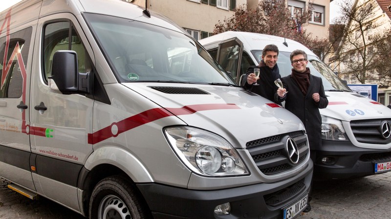 Feierliche Übergabe und Taufe der Test-Busse für das Reallabor Schorndorf