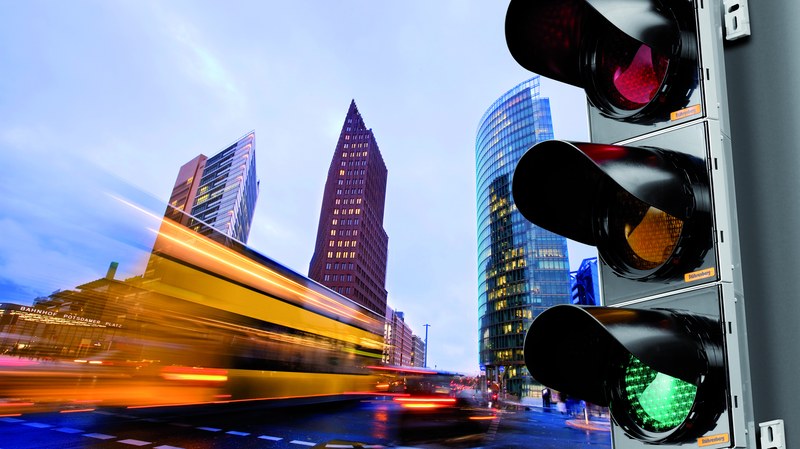 Intelligente Ampeln verbessern Verkehrsfluss