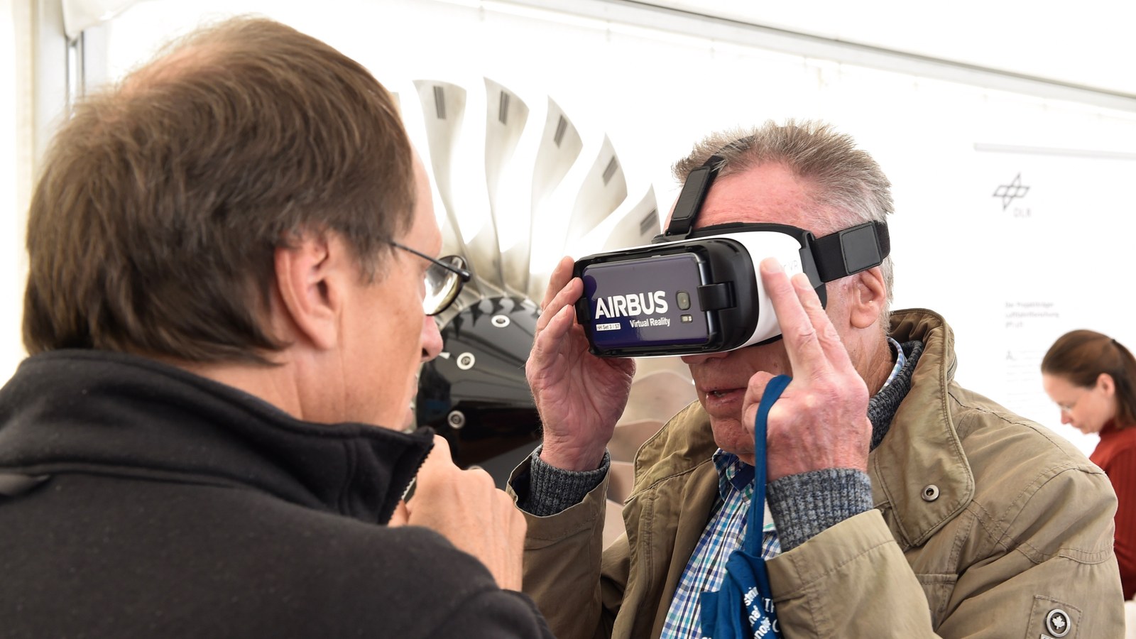 DLR feiert ersten Standorttag in Bonn