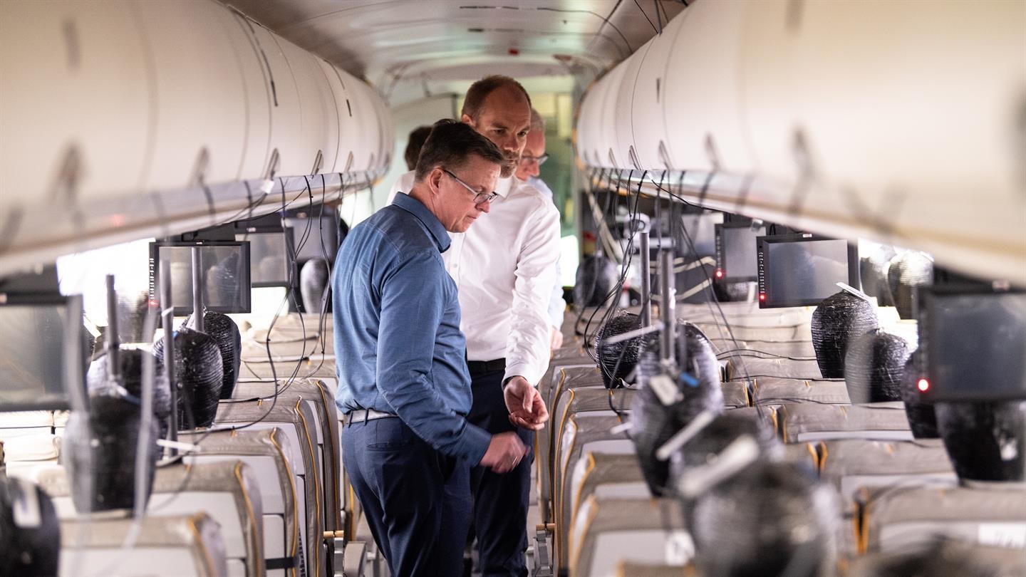 Besichtigung der Do 728