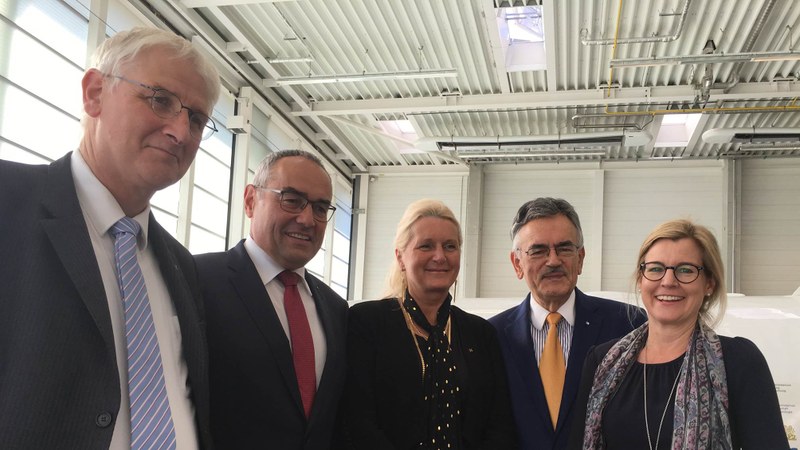 DLR - DLR und TUM wollen bisherige erfolgreiche Zusammenarb