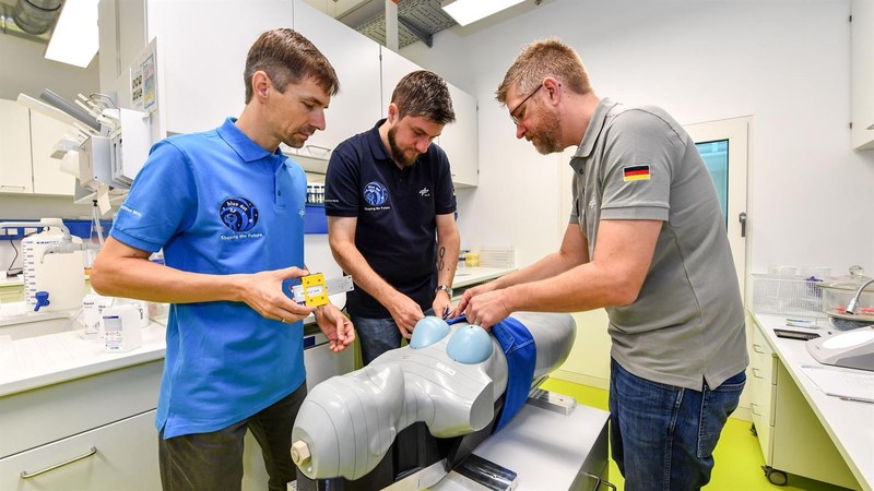 DLR — MARE-Phantom Helga