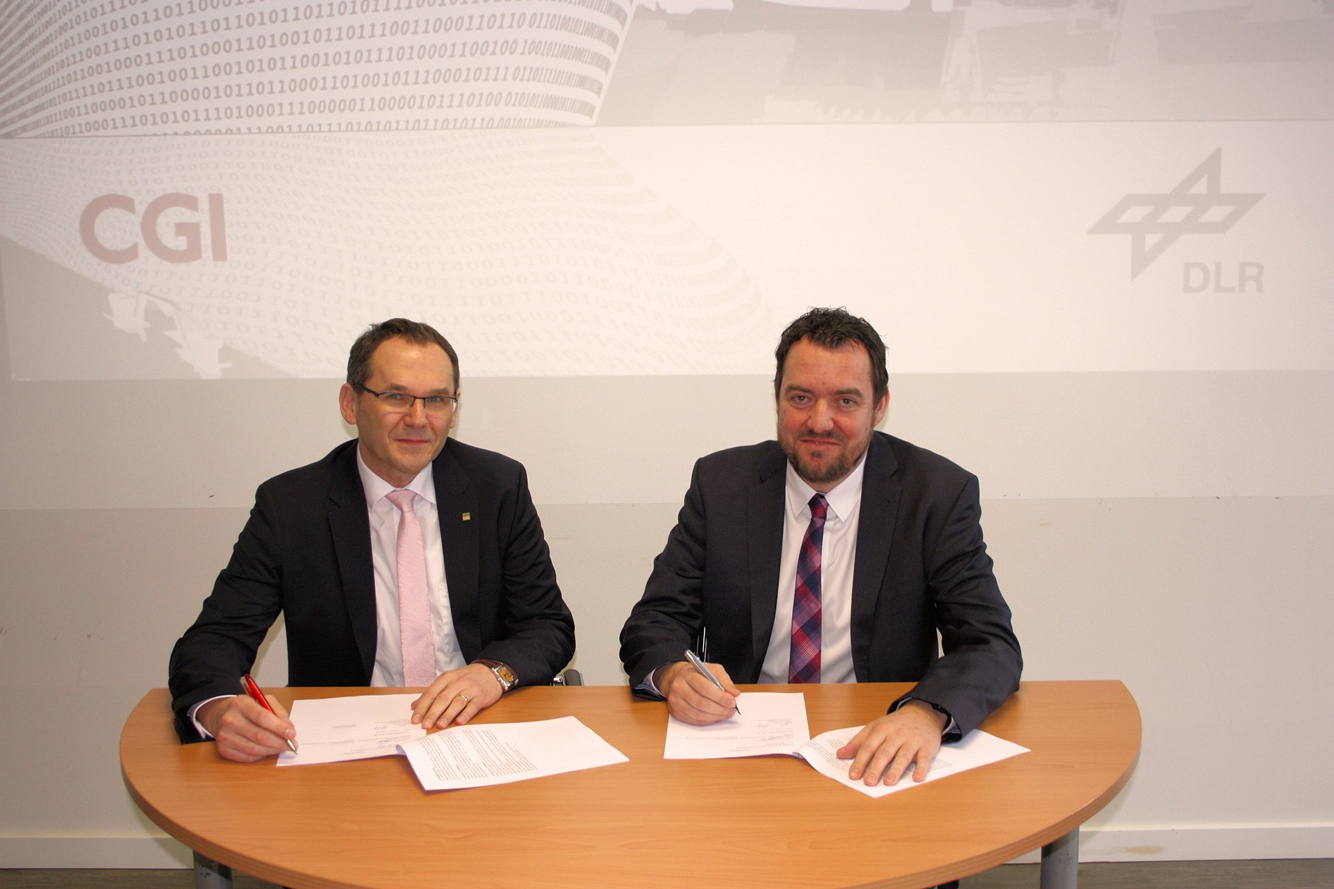 DLR – Unterzeichnung zur Kooperation zwischen CGI DE