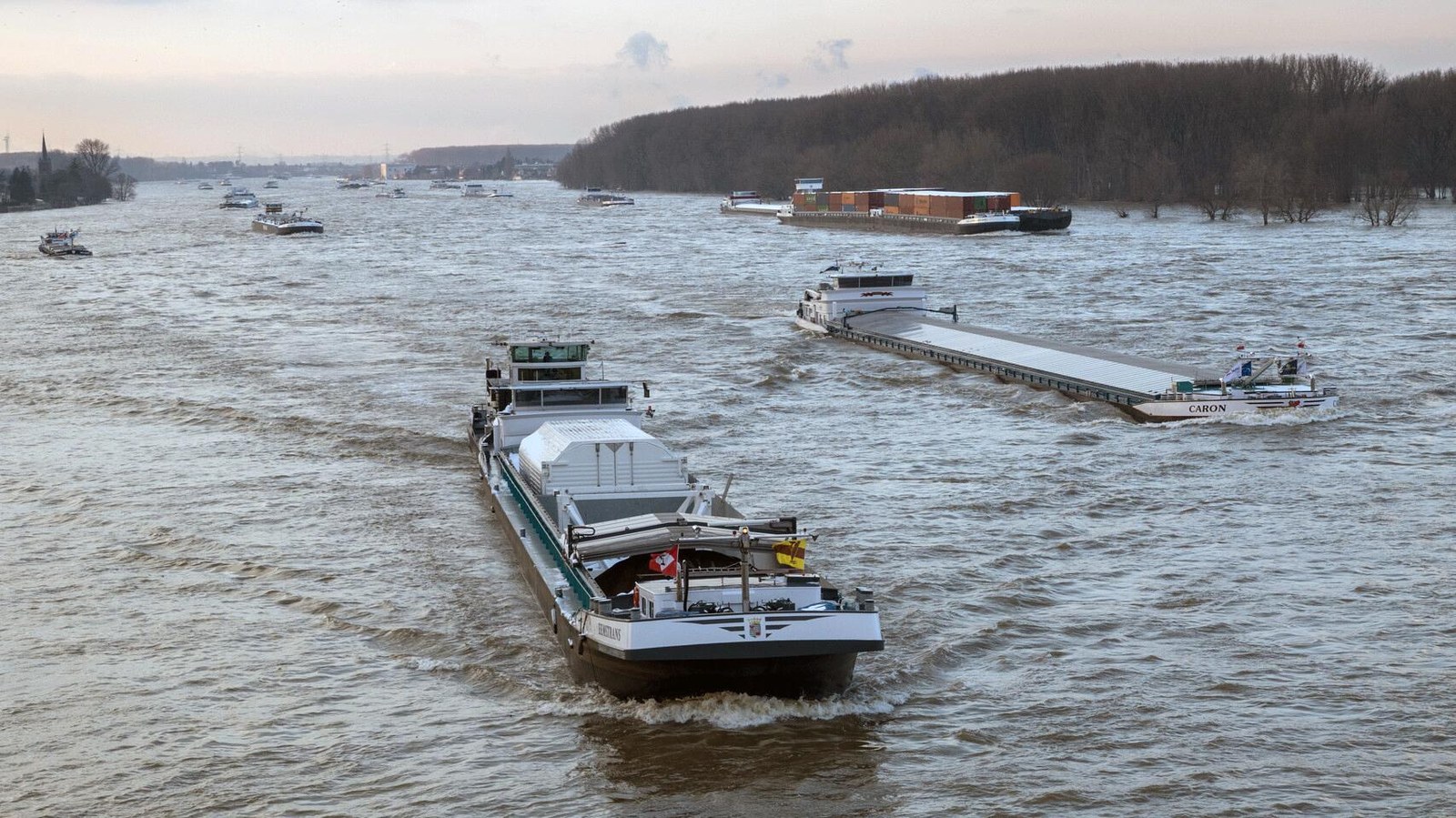 DLR – Der Transport erreicht Bonn