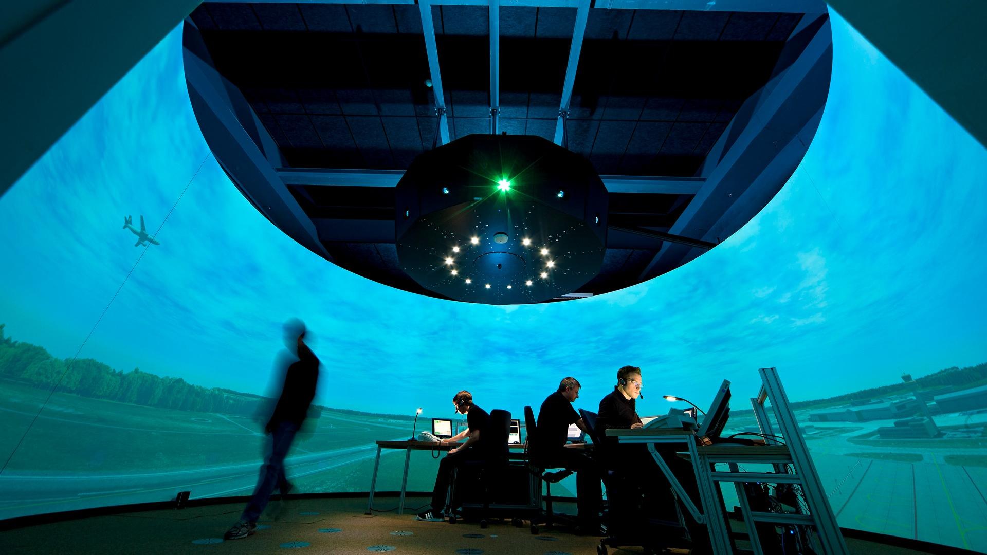 DLR - Apron and Tower-Simulator (Startbild)