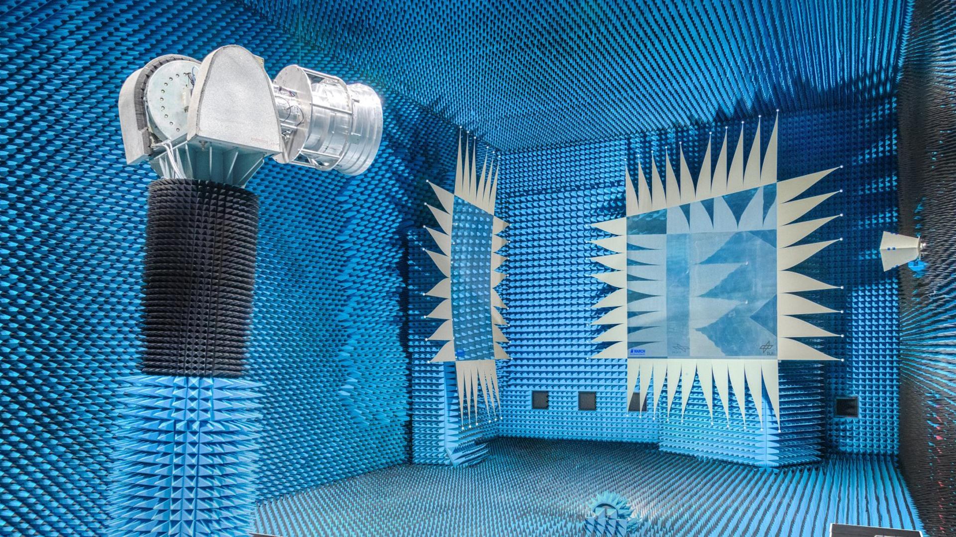 DLR - Compact Test Range (CTR) (Startbild)