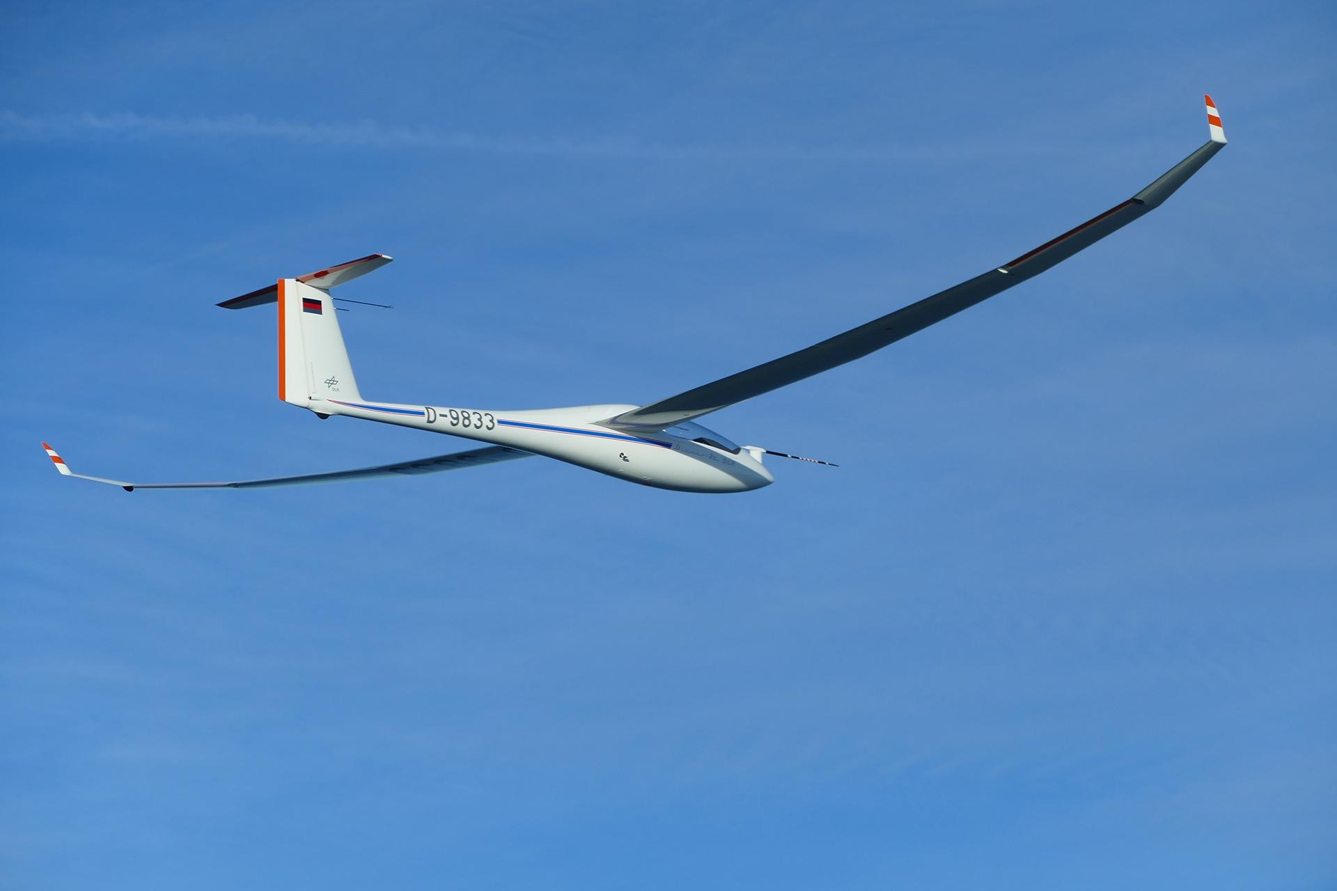 DLR – Segelflugzeug Discus-2c DLR (D-9833)