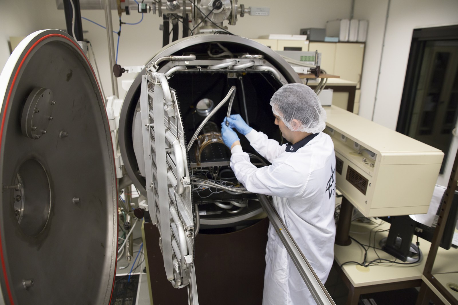 Solar Simulation Chamber