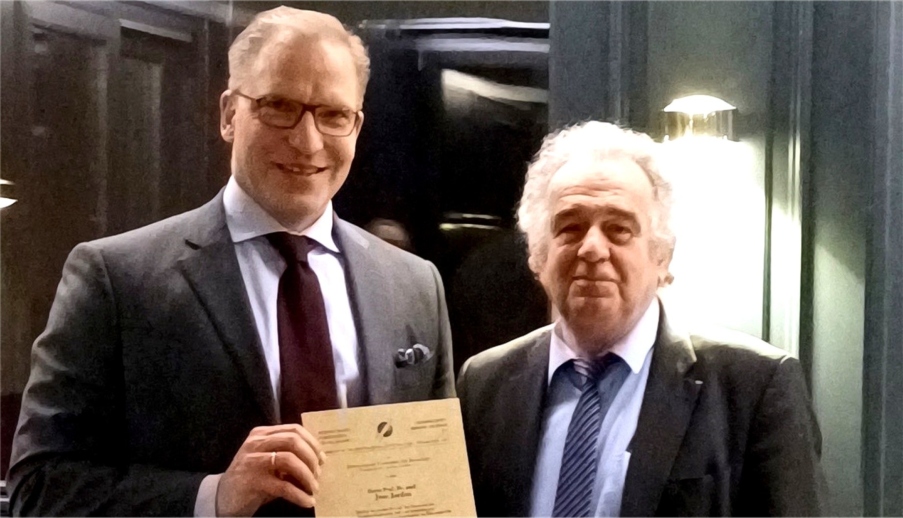 Prof. Dr. med. Jens Jordan erhält Auszeichnung des Internationalen ...