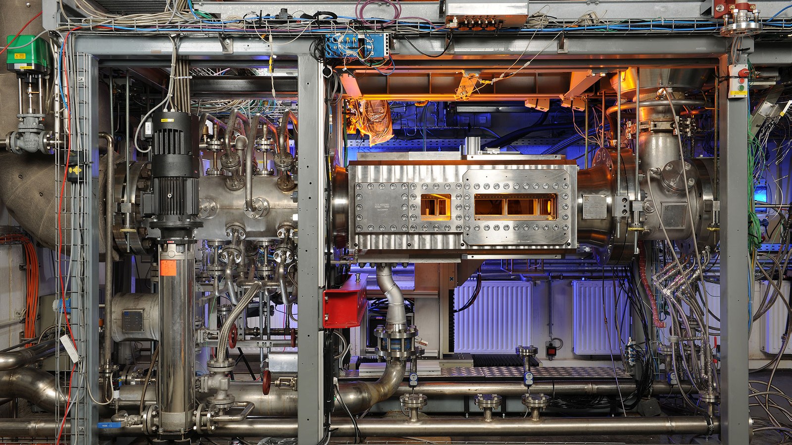 Jetstabilisierte Brennkammersysteme