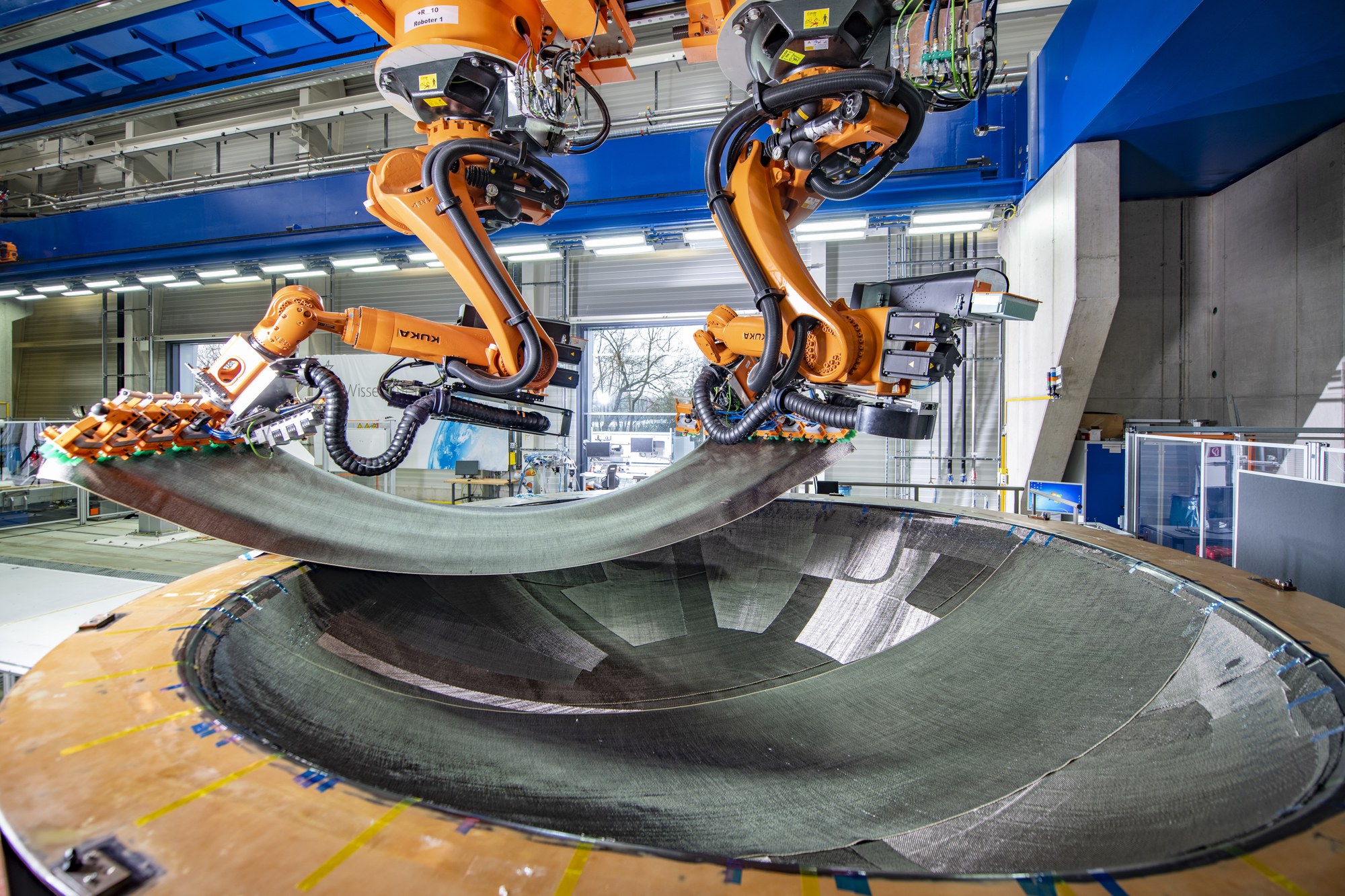 Center for Lightweight-Production-Technology