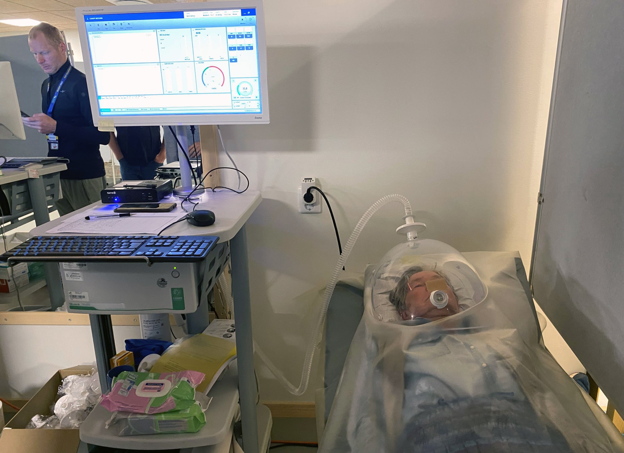 Measurement of resting metabolic rate