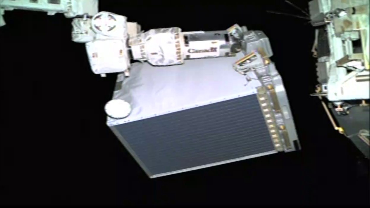 ACES approaches the Columbus module