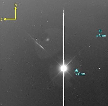 Hayabusa2 and MASCOT lander nearing Ryugu