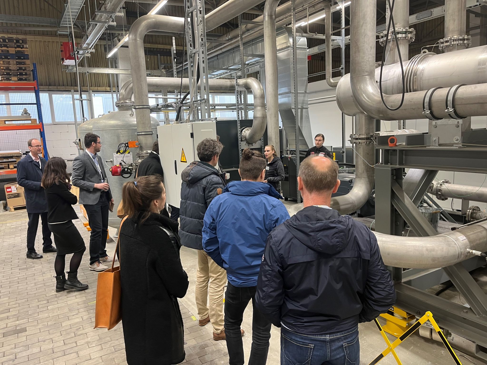 Innovation group "process heat" visits the pilot plant CoBra in Cottbus