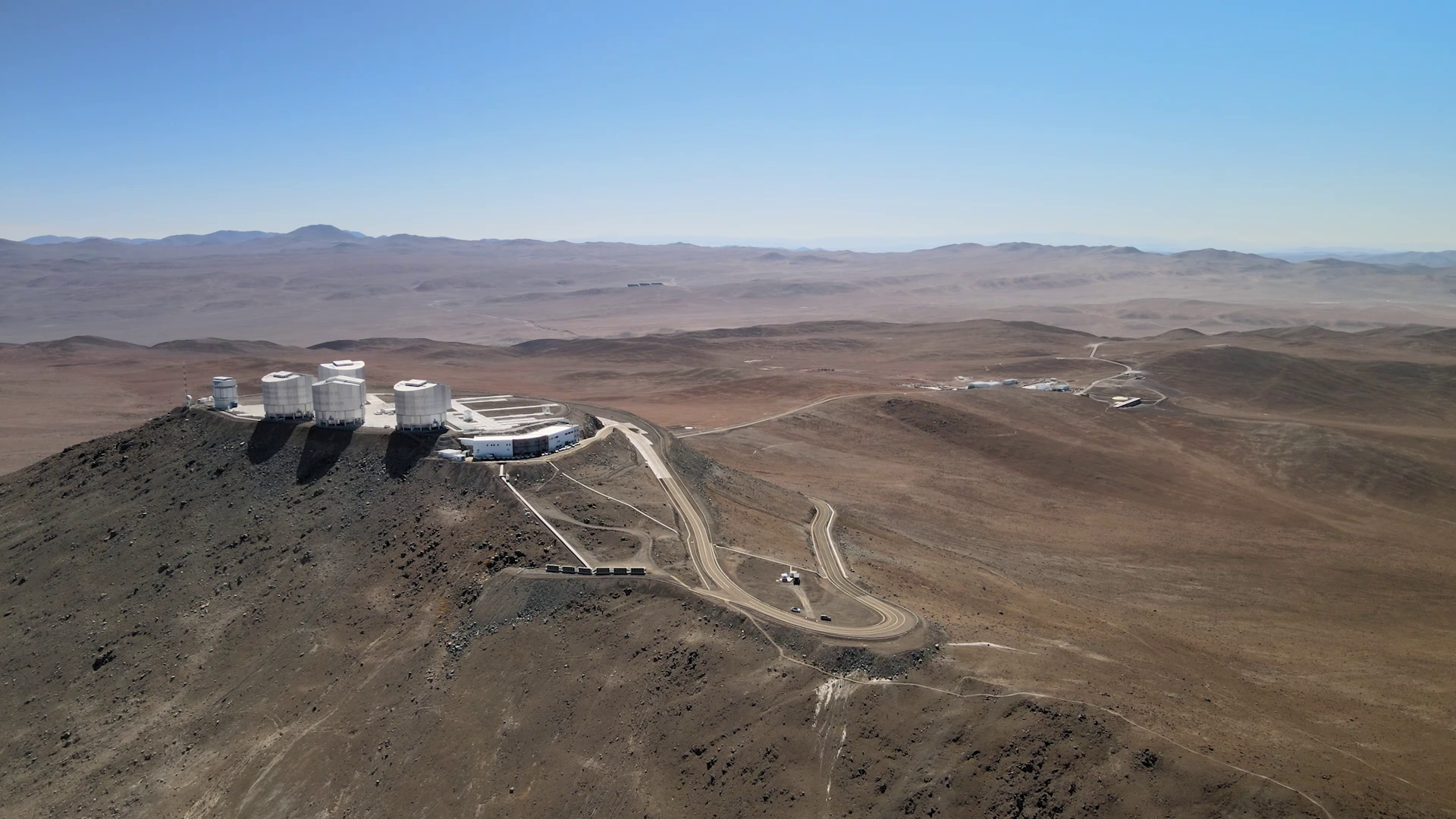 The European Southern Observatory (ESO) at 2635 meters altitude in ...