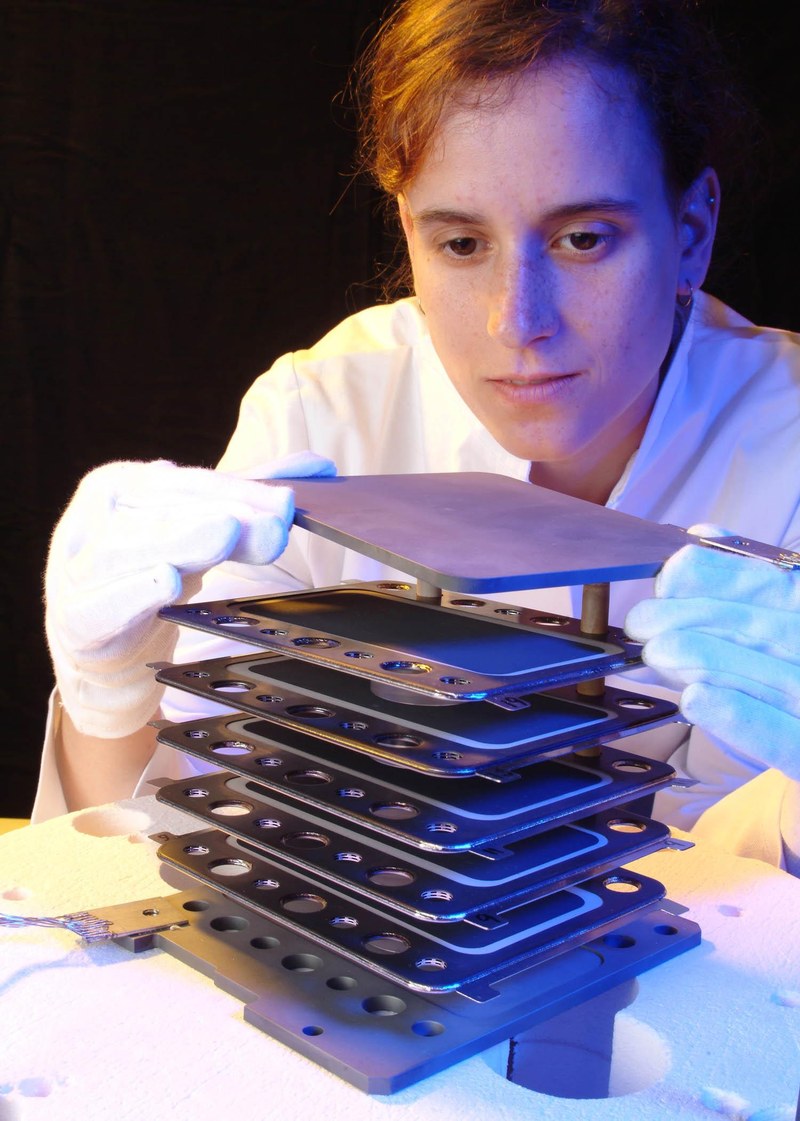 DLR doctoral student with SOFC