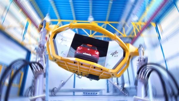 The dynamic driving simulator from DLR