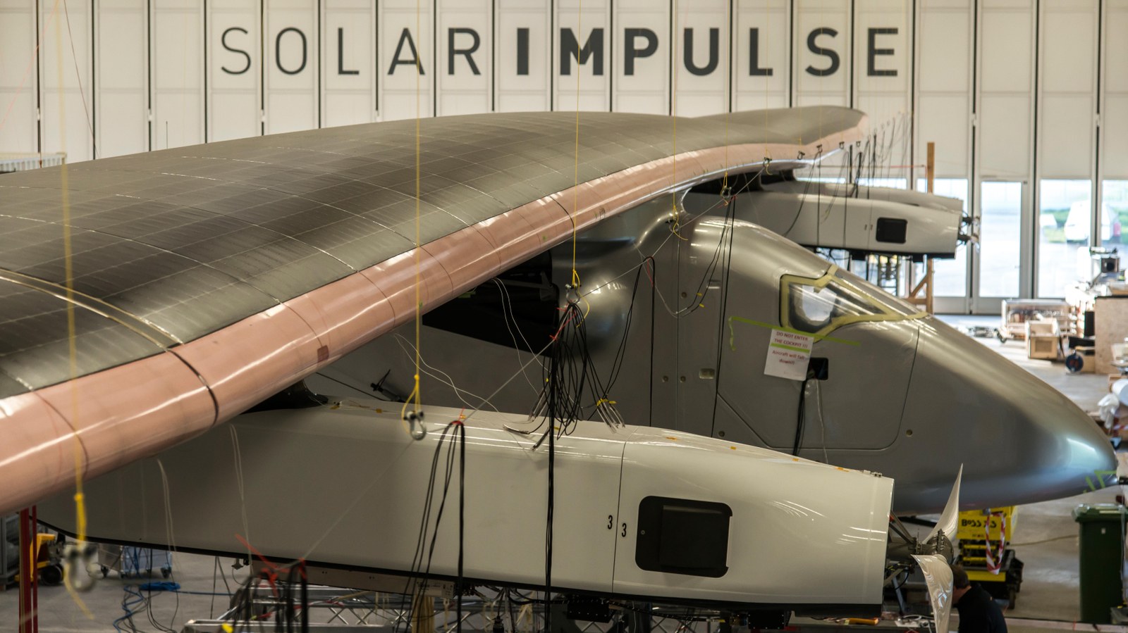 Solar Impulse prototype set up for vibration analysis at DLR