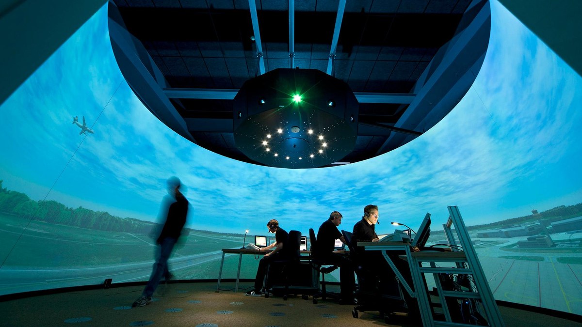 360 degree tower simulator