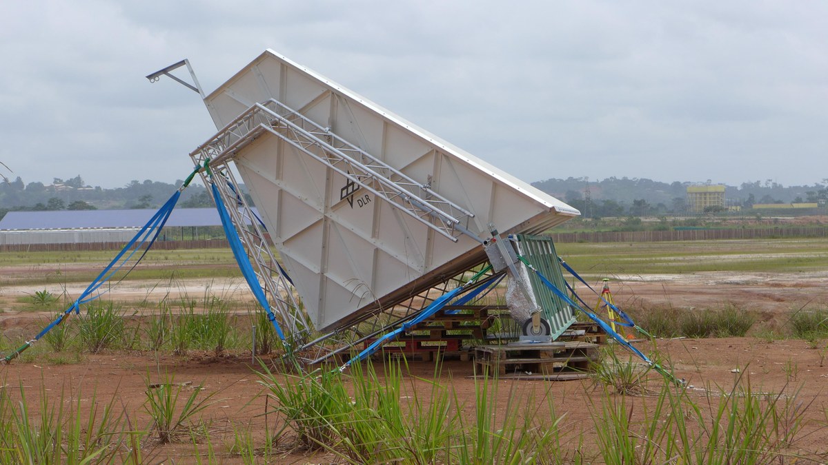 Radar reflector