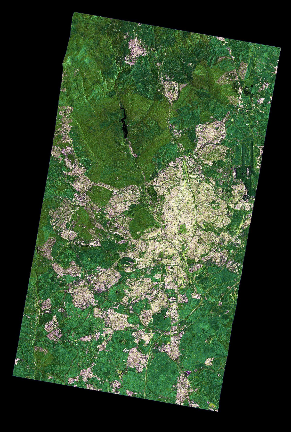 PAZ Earth observation satellite successfully launched