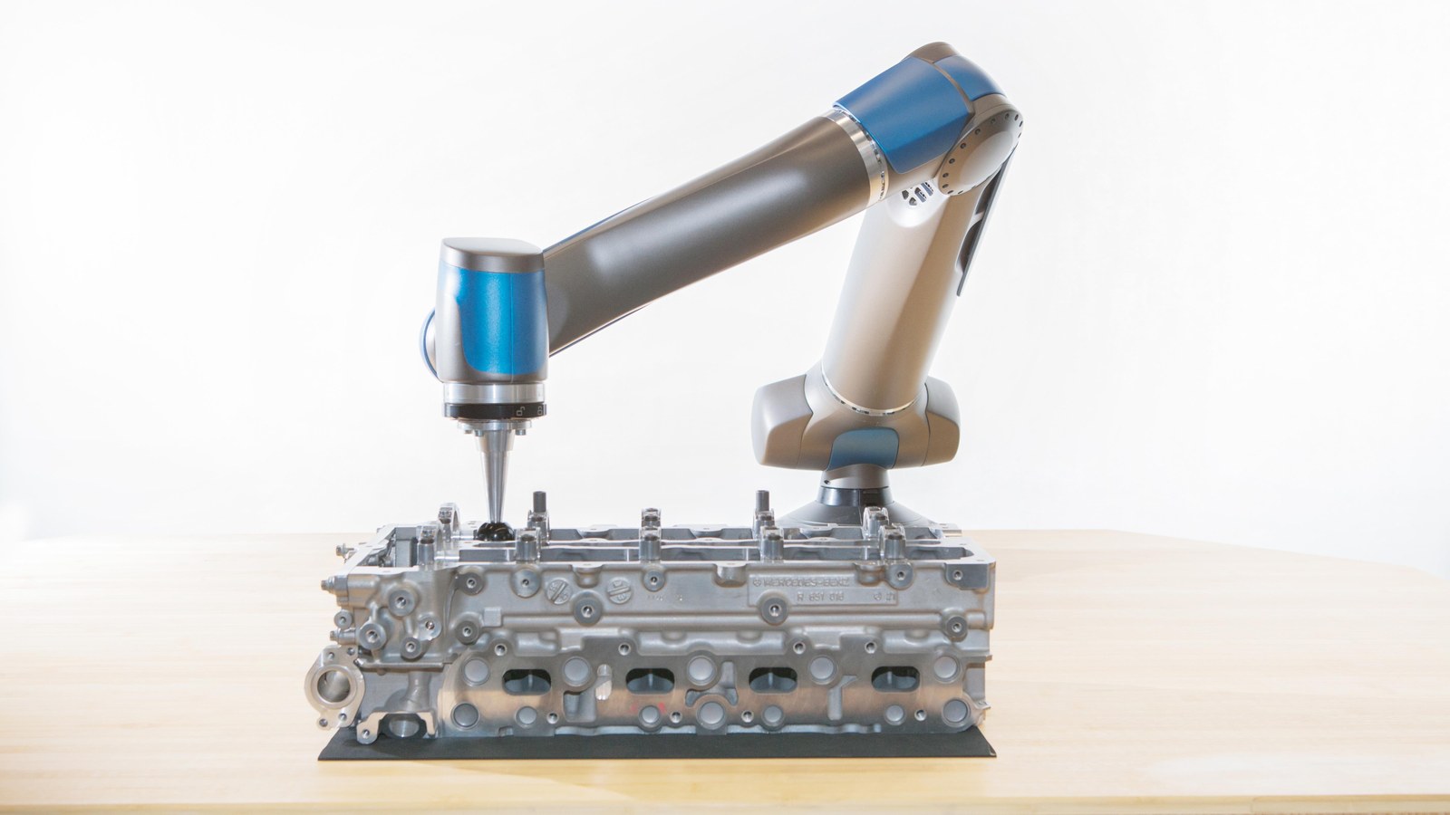 DLR lightweight robot SARA