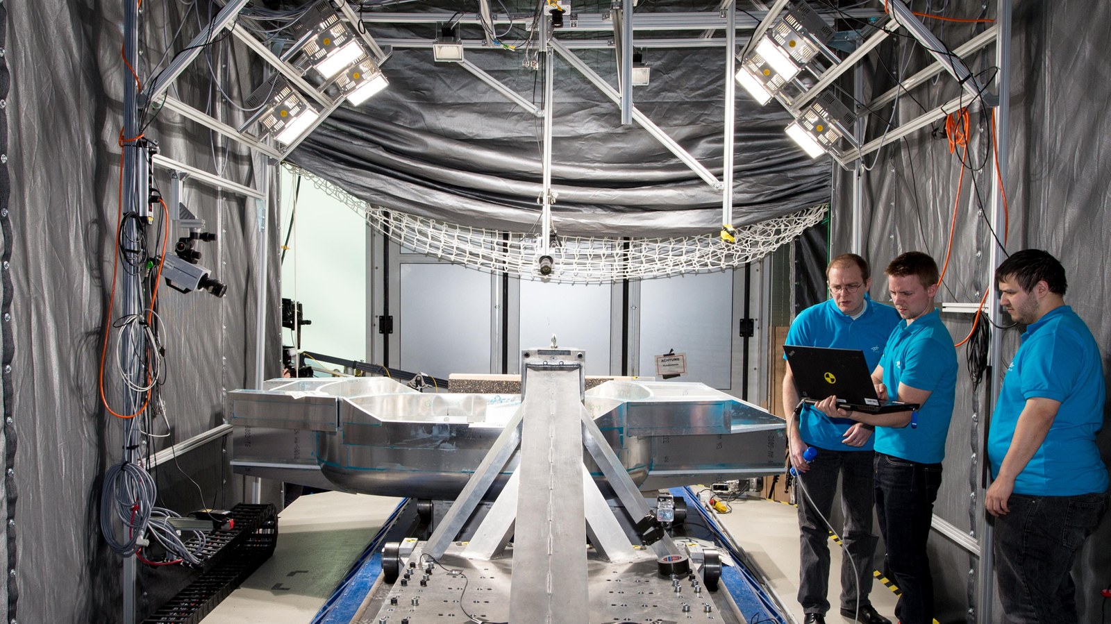 DLR researchers making final preparations for the crash test