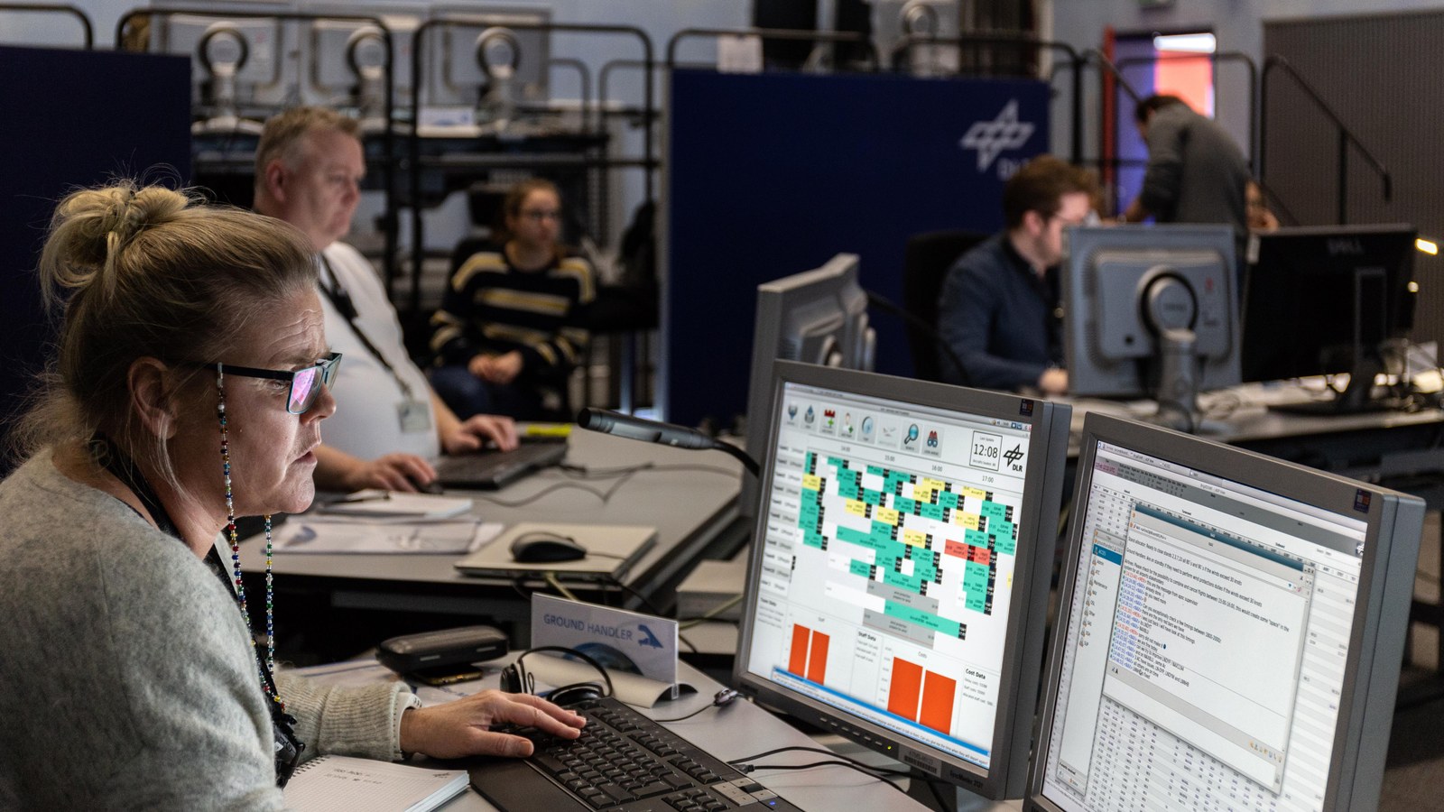 DLR - Test campaign in the DLR Airport and Control Center