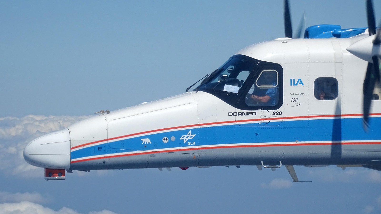 DLR – DO 228 D-CODE equipped with the sensor system