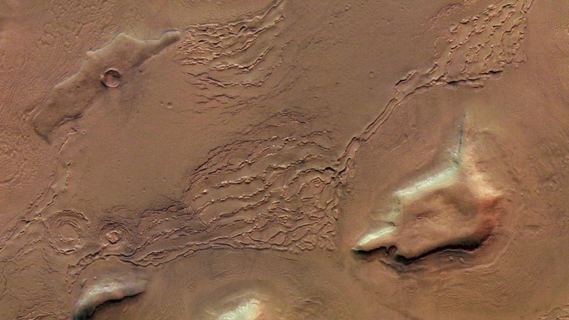 DLR — Fracture structures of glacial ice Deuteronilus Mensae