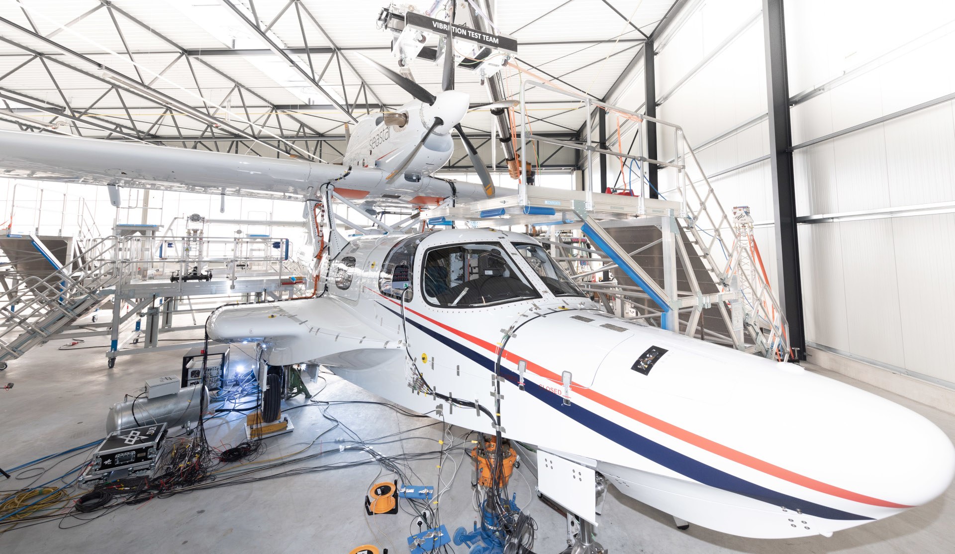 DLR – Ground vibration test