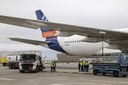 Flying using 100 percent sustainable aviation fuel significantly ...