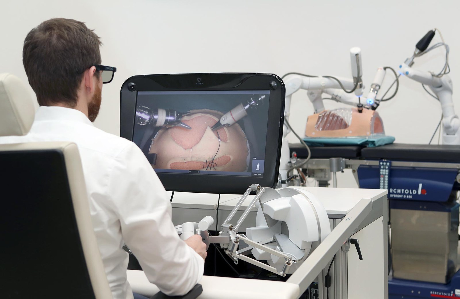 DLR – MiroSurge® telesurgery system
