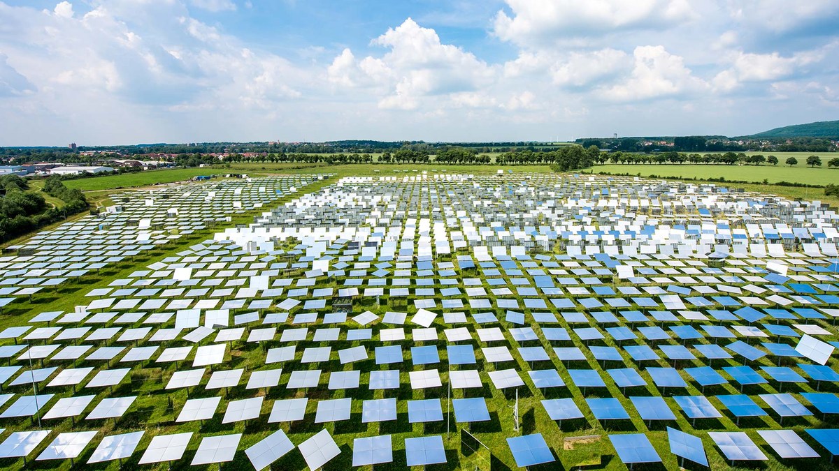 Ten years of the DLR Institute of Solar Research