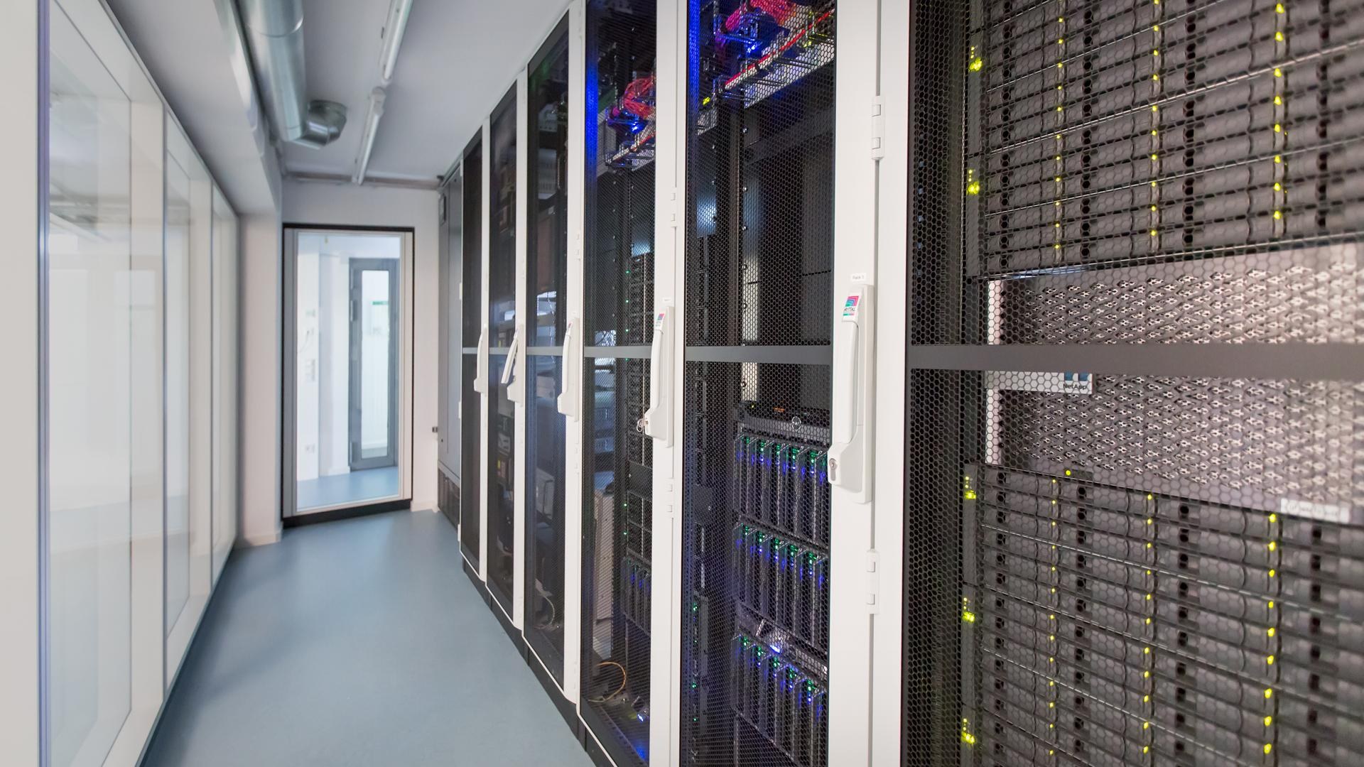 DLR – GeoFarm - Server room