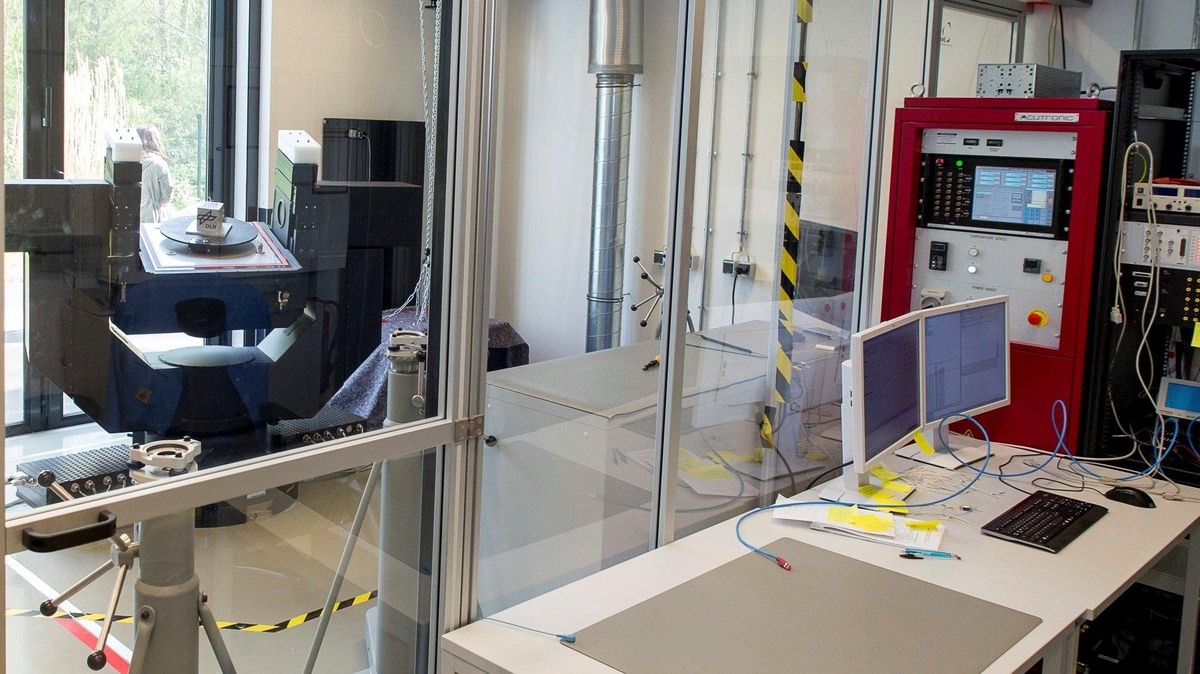 DLR – Laboratory for Sensor Testing and Assessment in Bremen