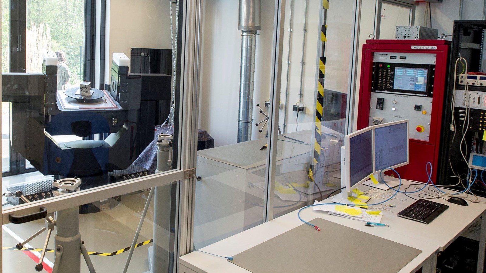 DLR – Laboratory for Sensor Testing and Assessment in Bremen