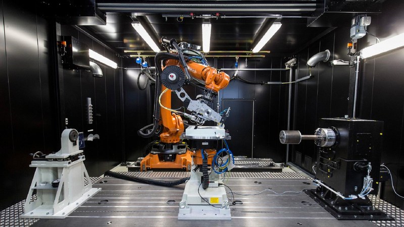 DLR – Tape-laying machine - general view