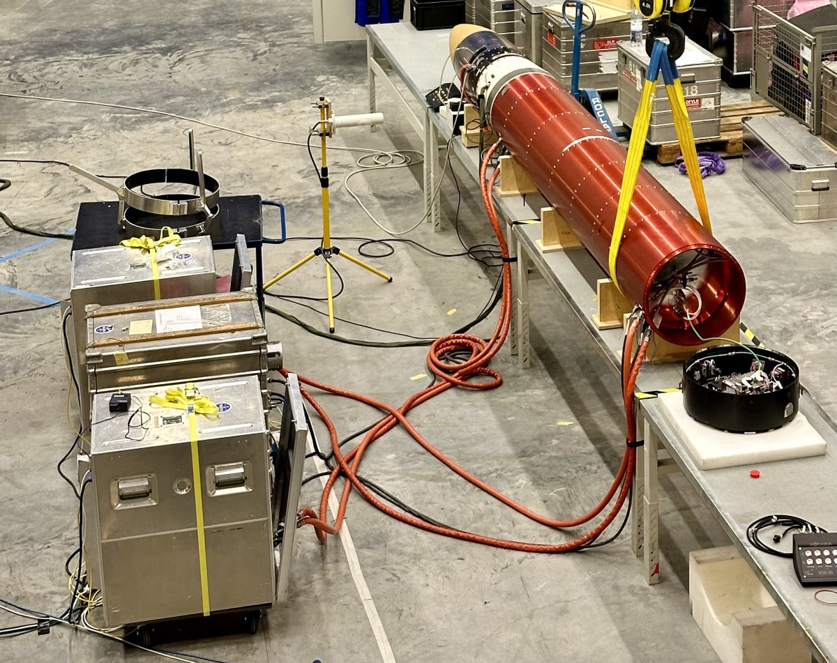 MAIUS-2 payload nestled into MORABA nose cone