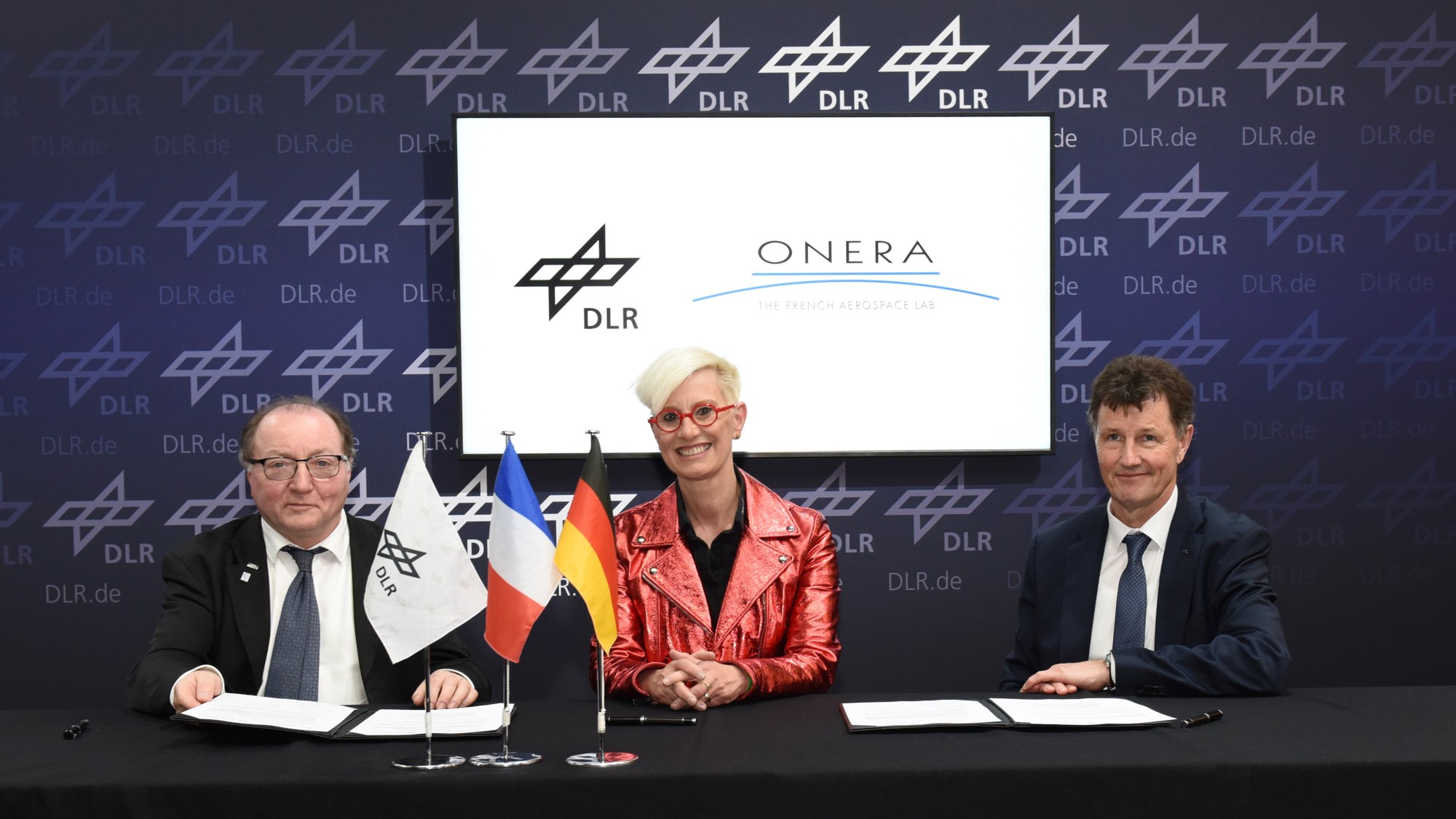 Here's to another 25 years of cooperation: Signing of the Memorandum of ...