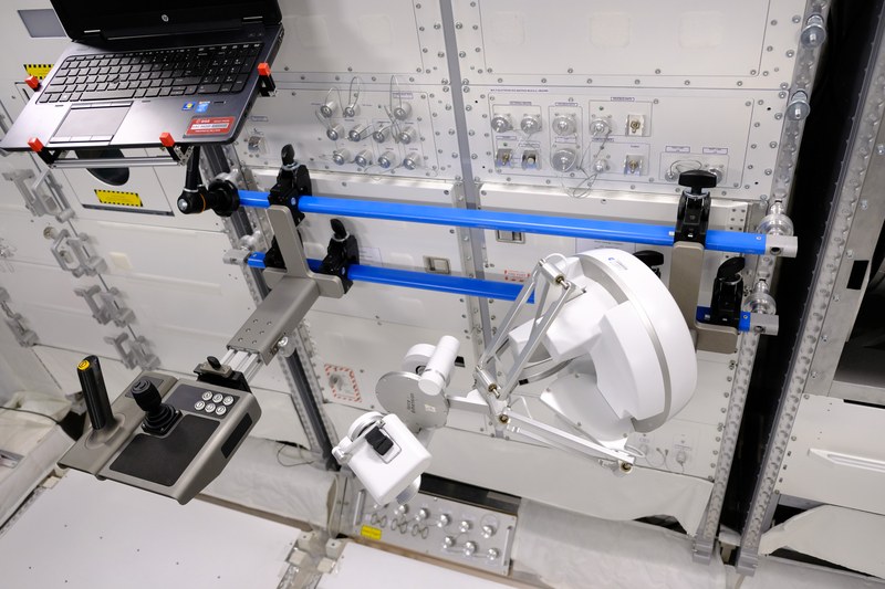 Four-legged friends and other robots: ESA astronaut tests avatar ...