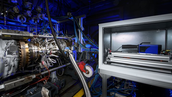 Test set-up with mobile optical diagnostics