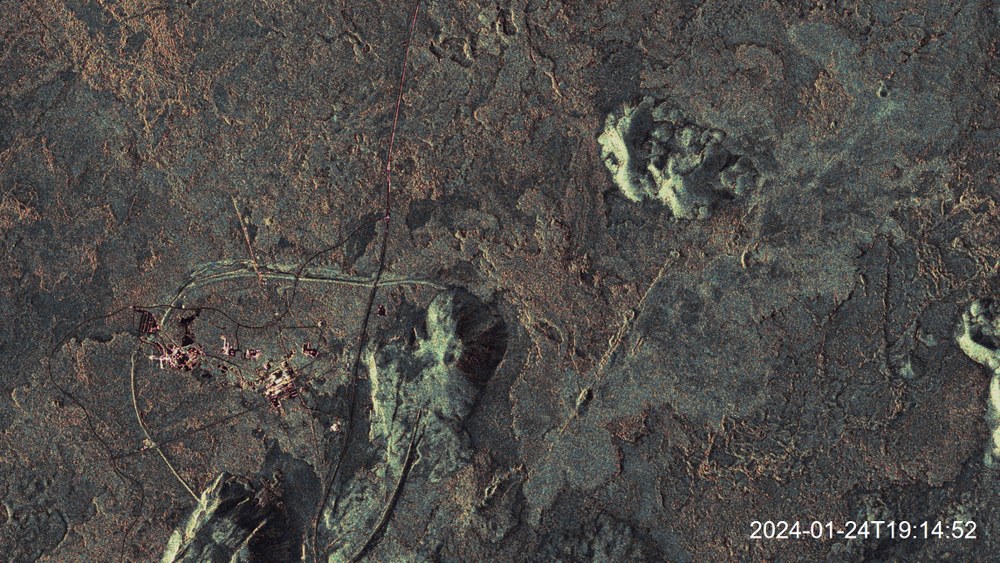 Spotlight image of the TanDEM-X satellite on 24 January 2024