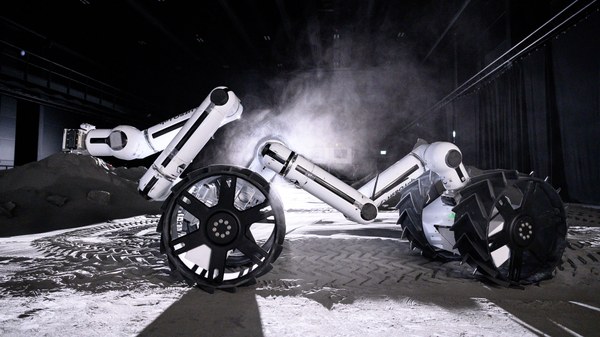 Robots train in LUNA for their work on the Moon